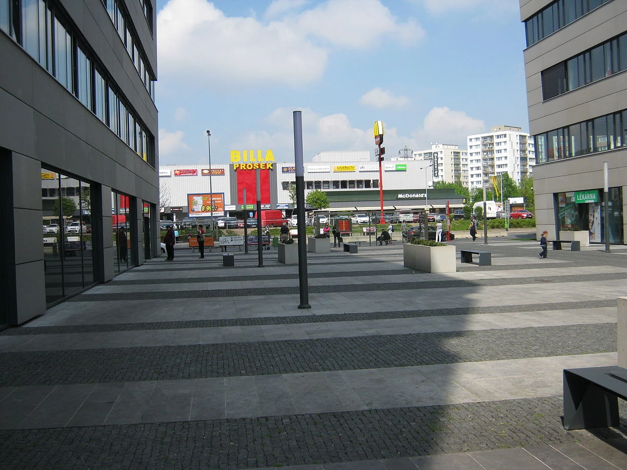 Pražští radní dali zelenou výstavbě polyfunkční budovy v Praze 9 ...